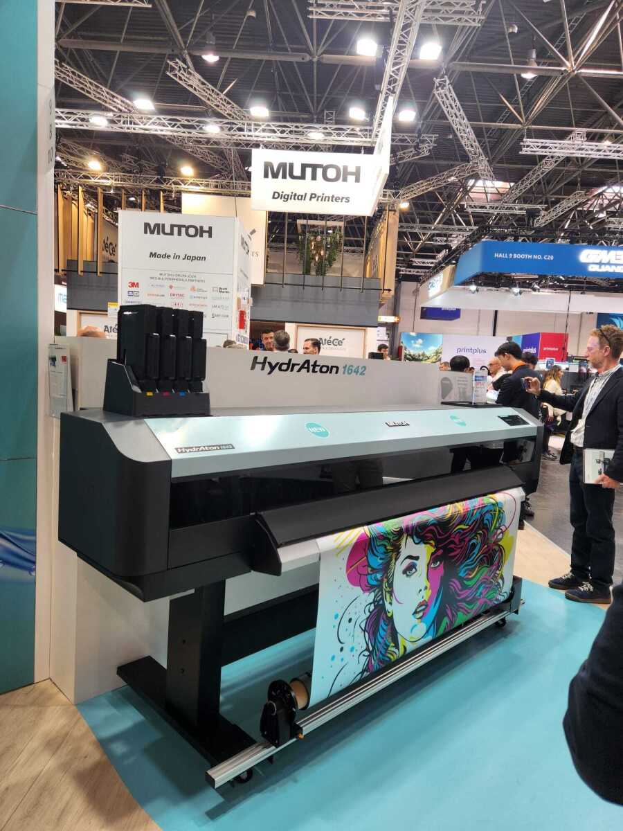 MUTOH, yenilikçi su bazlı UV dijital baskı teknolojisini tanıttı: